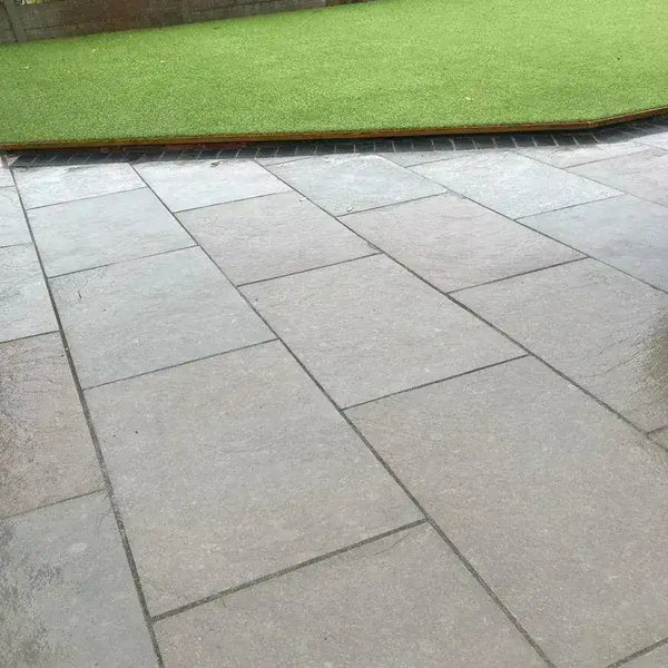 Limestone Paving Slabs & Cobbles - Light color | Paving Slabs Direct